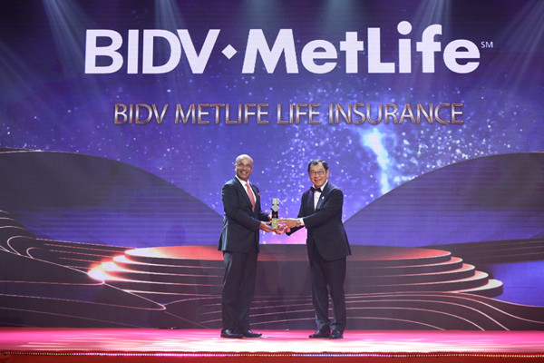 BIDV Metlife - 3 lần liên tiếp nhận giải thưởng Doanh nghiệp Xuất sắc ...