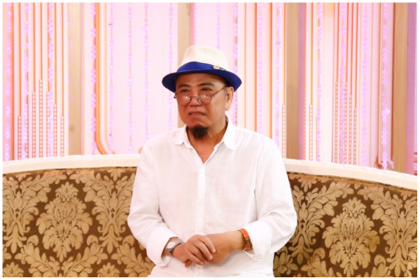 Nghệ sĩ Hồng Tơ bật khóc hối hận quá khứ ăn chơi, vợ bỏ vì cờ bạc thâu đêm