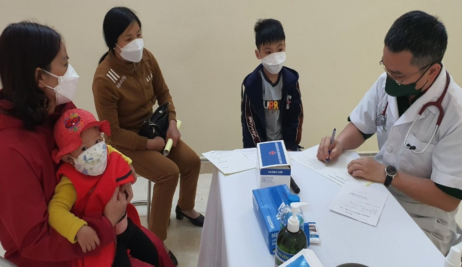 Trẻ sau khi mắc virus Adeno có nguy cơ bội nhiễm vi khuẩn