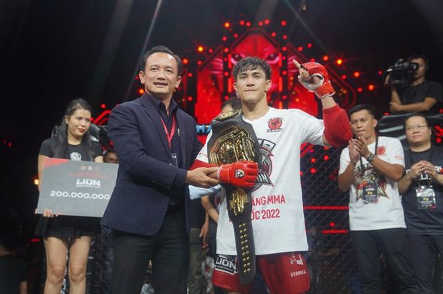 Duy Nhat wins inaugral 60kg Lion Championship MMA belt
