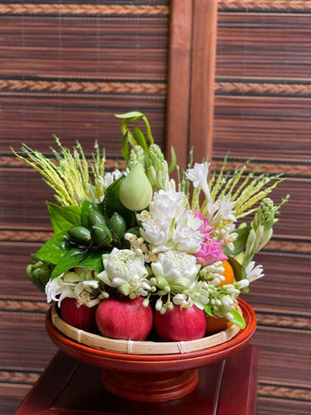 Cultural flower tour opens