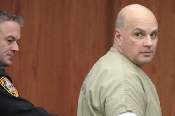 Lawrence Ray nhận án 60 năm tù vì tội lạm dụng tình dục nhiều nữ sinh