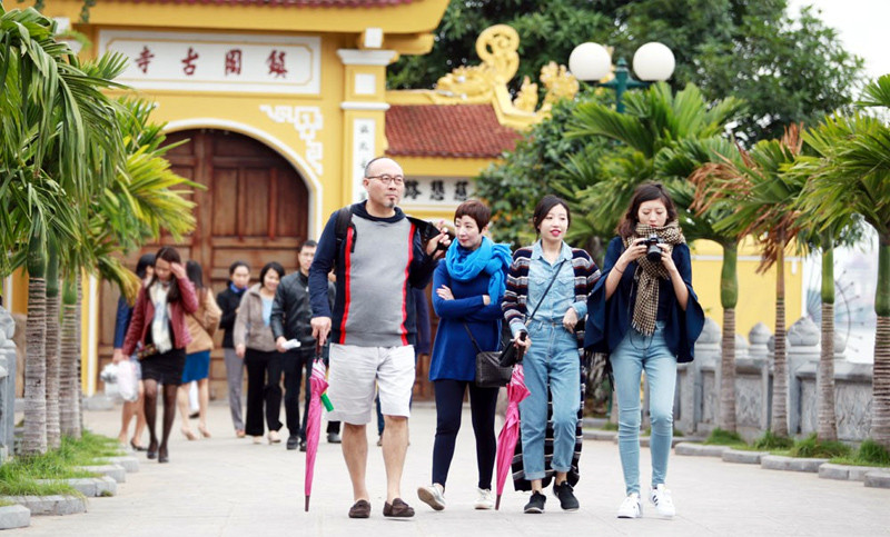 Measures sought to attract visitors from China Measures sought to attract visitors from China