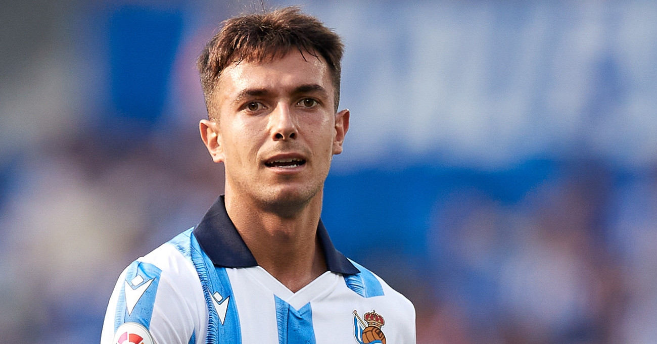 MU chi đậm lấy tiền vệ Zubimendi