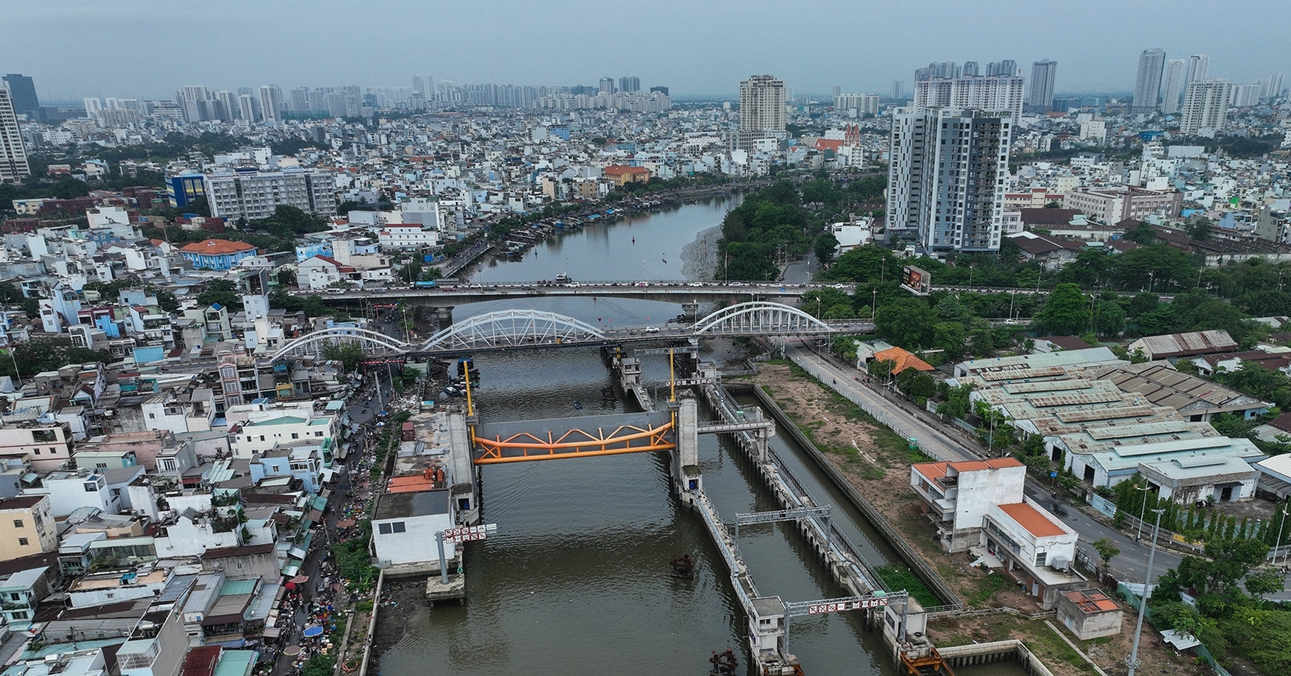 Nhiều lúc không biết đâu là ‘sông, đường’, dự án chống ngập 10.000 tỷ ...