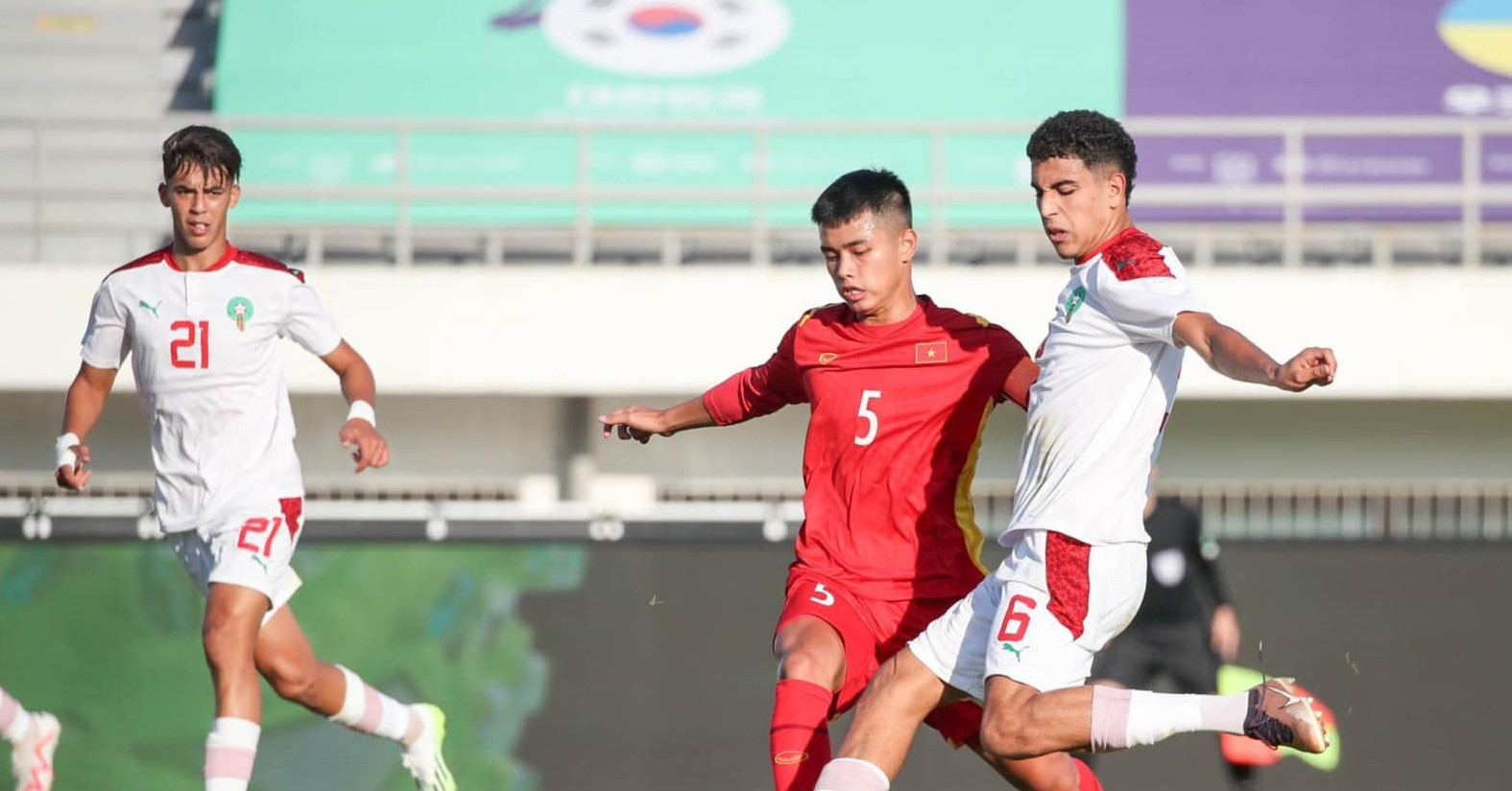 U18 Việt Nam thua đậm Maroc trận ra quân giải Seoul Cup 2023