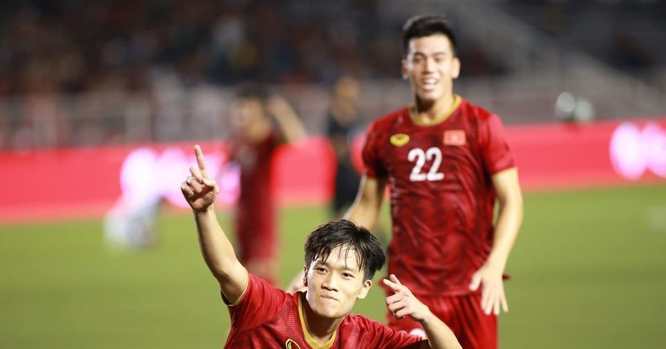 International clubs keep eye on Vietnamese midfielder Hoang Duc