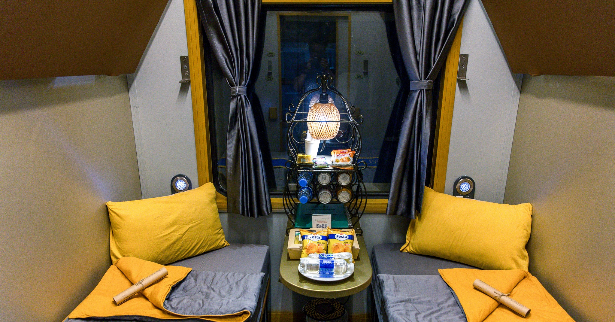 Hanoi-Da Nang high-quality train service officially launched