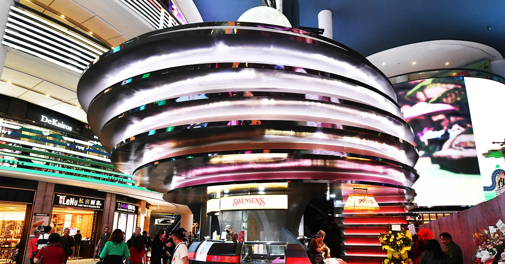 Mua sắm, ăn chơi trên cao nguyên Genting cao 2.000 mét