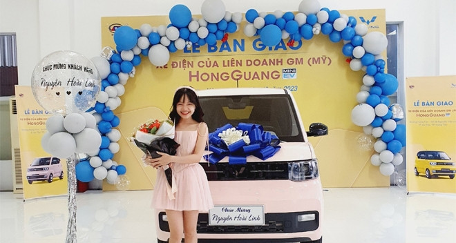 3 yếu tố giúp xe điện mini HongGuang MiniEV ‘được lòng’ phái nữ