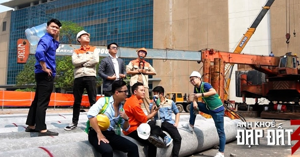 MC Sơn Lâm, Ngọc Huy VTV gây cười với MV chế 'Chị đẹp đạp gió rẽ sóng'