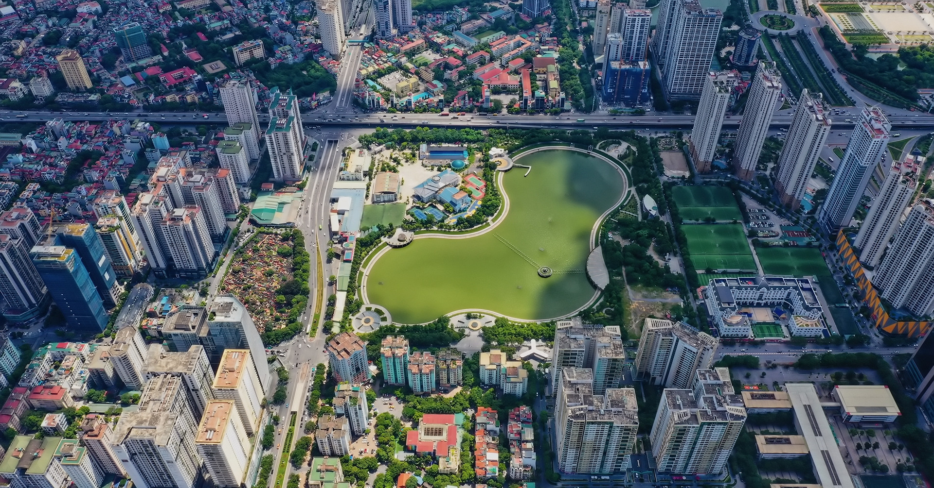 Hồ điều hòa và các công viên hiện đại làm thay đổi diện mạo Thủ đô