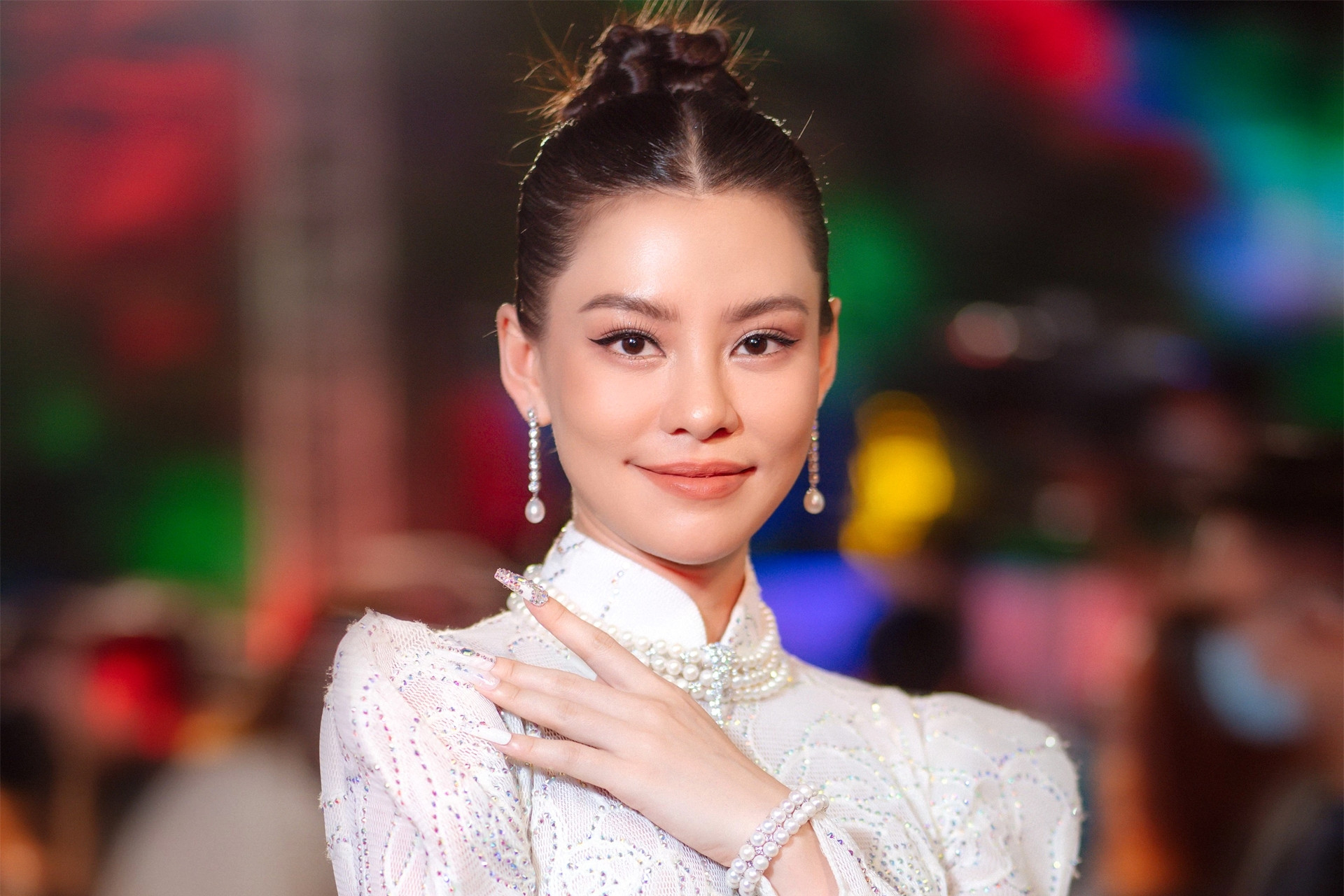 Vụ trao giải diễn viên phụ cho Bùi Lan Hương ở LHP VN 2023