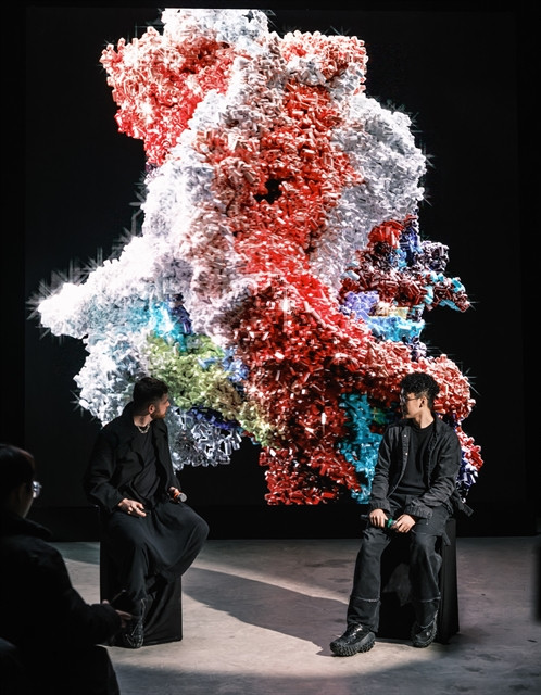 New media art pioneers aim to create digital archive