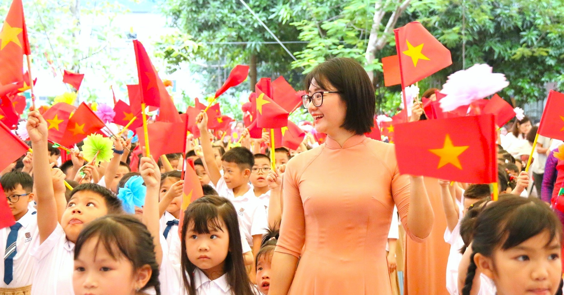 Hà Nội sẽ bỏ thi, tổ chức xét thăng hạng chức danh giáo viên