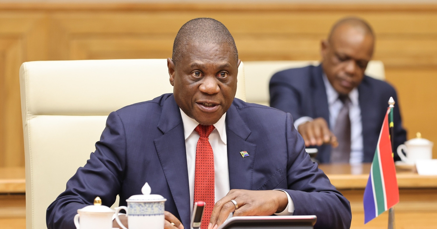 Nam Phi mong muốn Việt Nam đầu tư sản xuất xe điện và pin