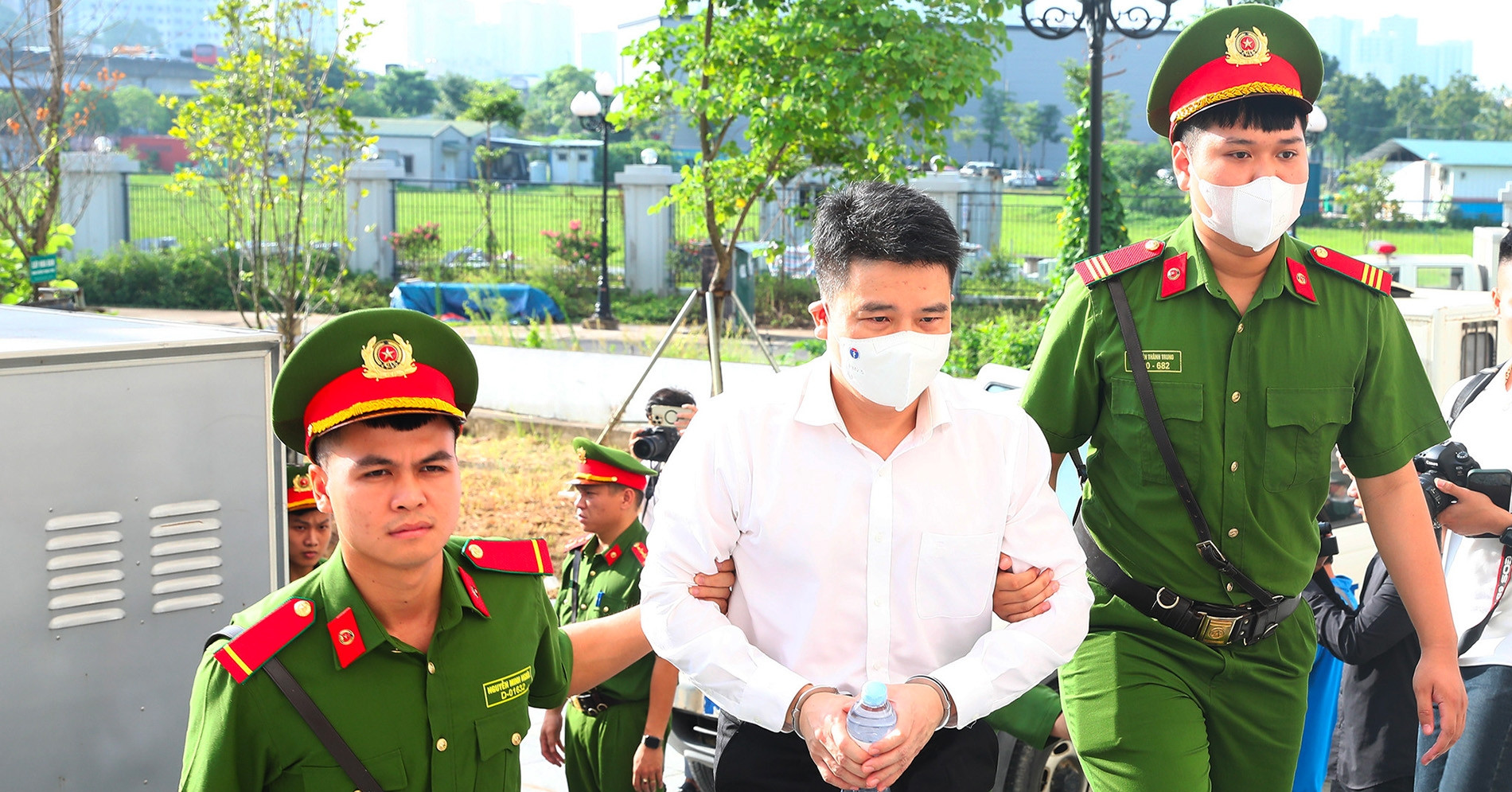 Khai trừ ra khỏi Đảng với Phó Chủ tịch Quảng Nam Trần Văn Tân