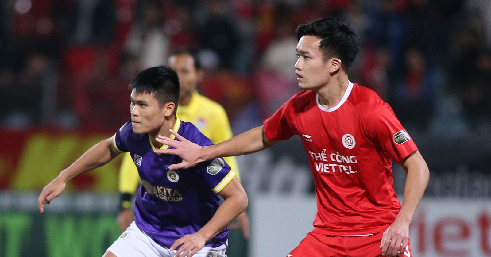 Tranh Quả bóng vàng, Hoàng Đức và Tuấn Hải đối đầu 'tóe lửa'