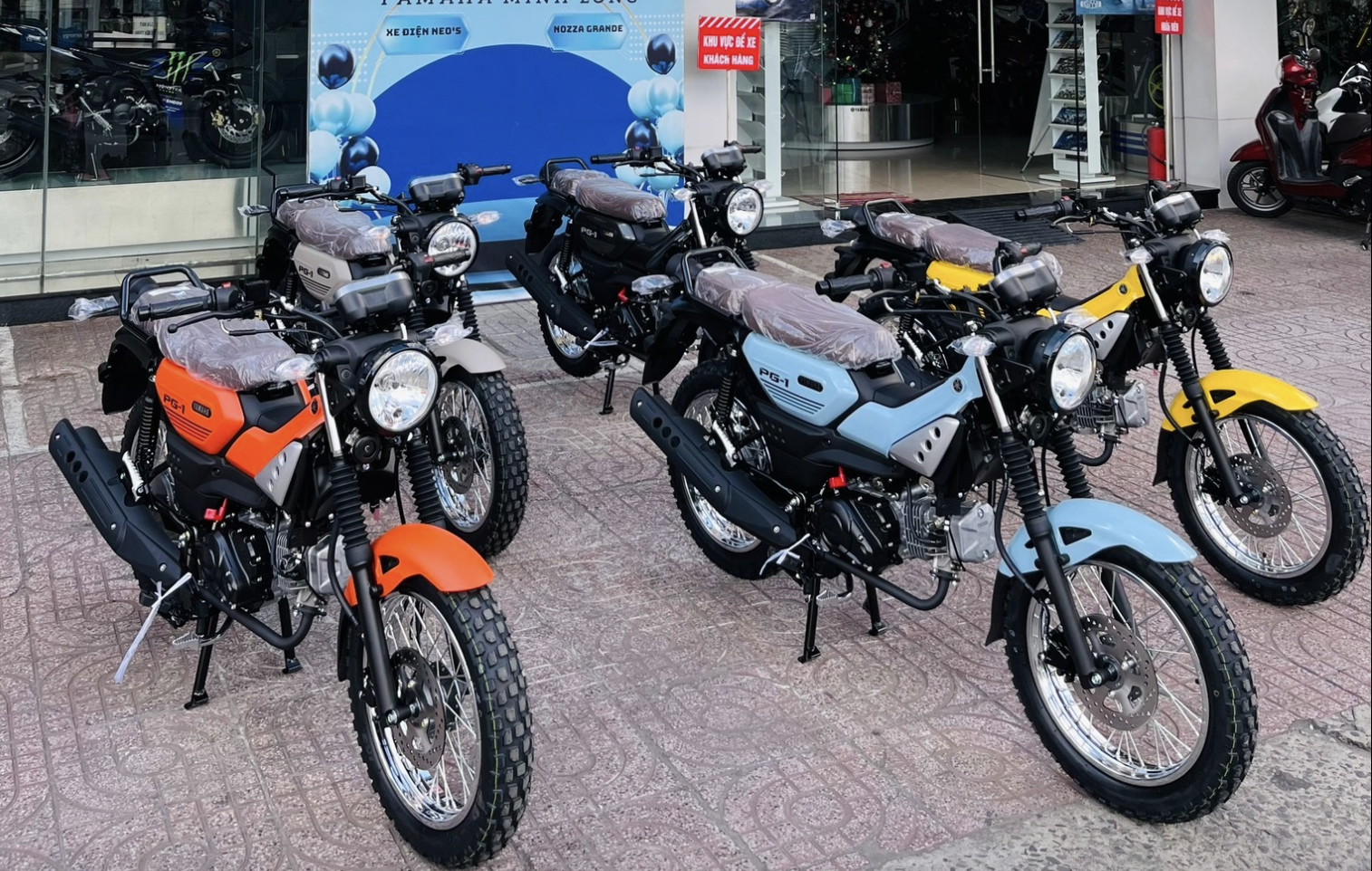 Xe máy Yamaha PG-1 mới ra mắt đã bán chênh giá tại đại lý