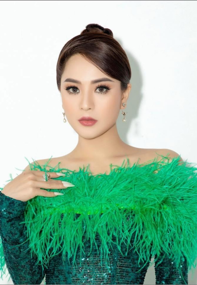 Ánh Linh: Trầm cảm vì mất giọng, đổ vỡ, được Hoài Linh động viên