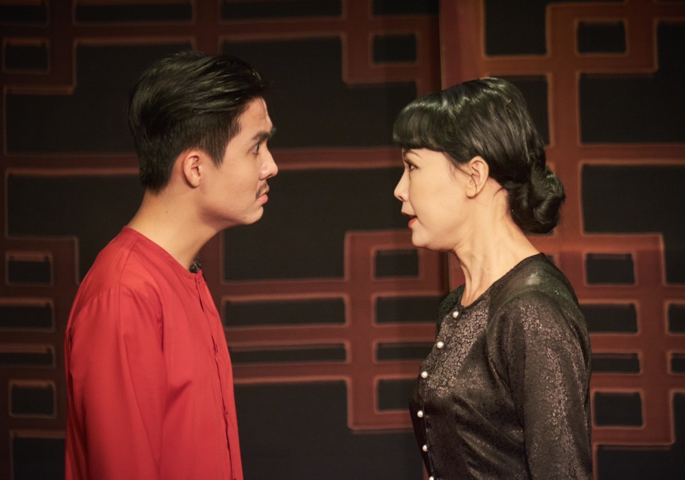 Vợ chồng NSƯT Vũ Xuân Trang – Hoàng Thy nặng lòng với sân khấu kịch