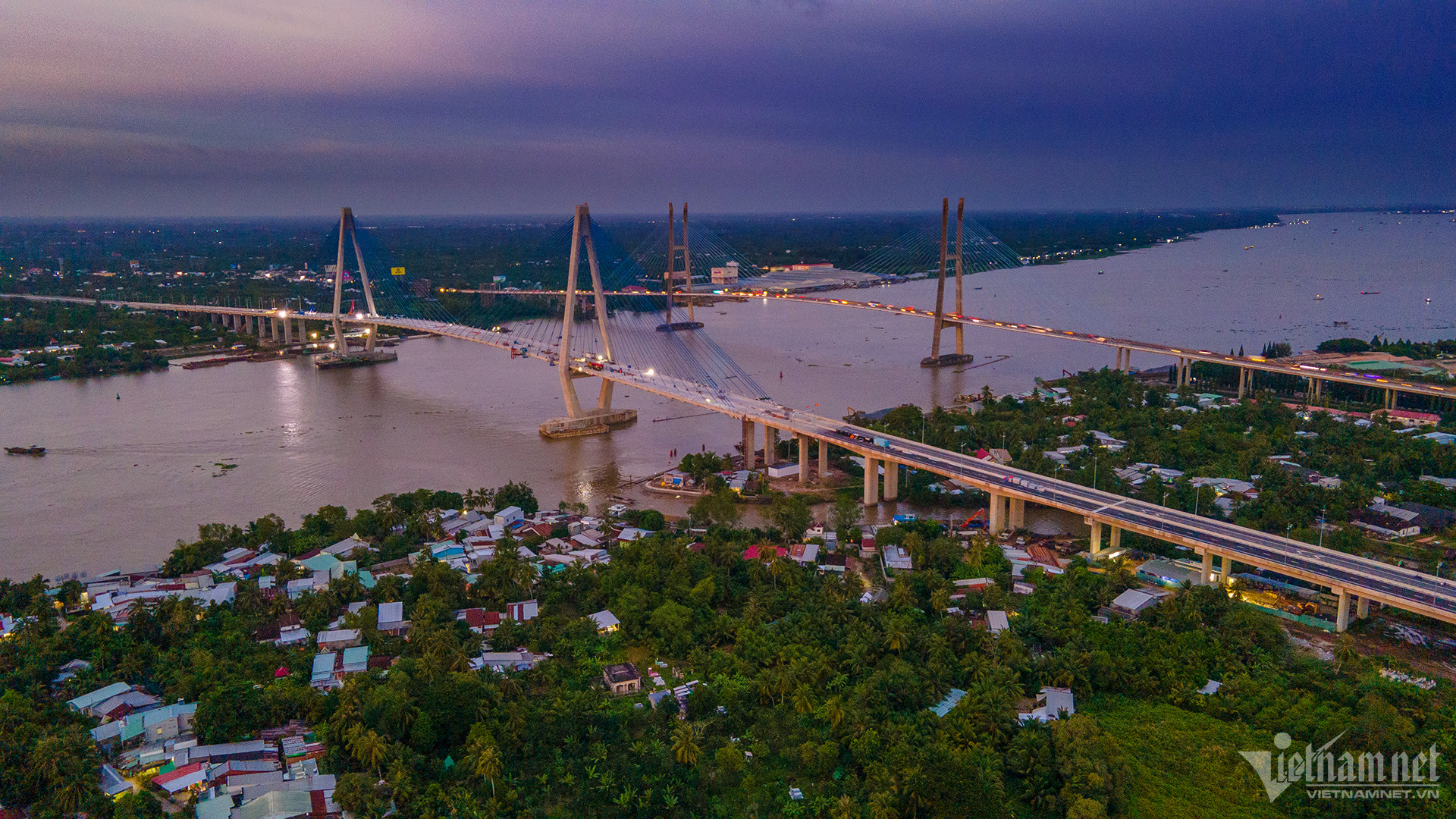 Cầu Mỹ Thuận 2 hơn 5.000 tỷ đồng trước dịp khánh thành