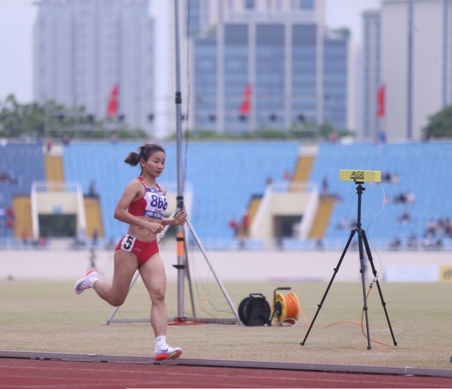 Nguyen Thi Oanh finishes fifth place in Asian indoor tournament
