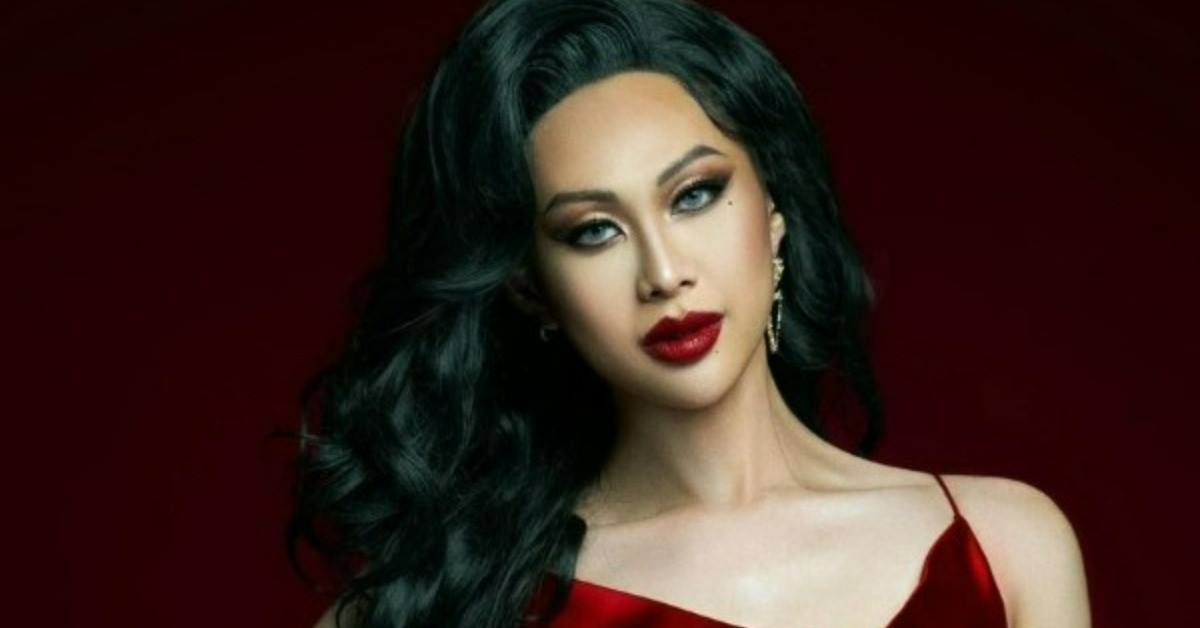 'Bông hồng cá tính' Nikkie cao 1,8m nổi bật tại Hoa hậu Chuyển giới ...