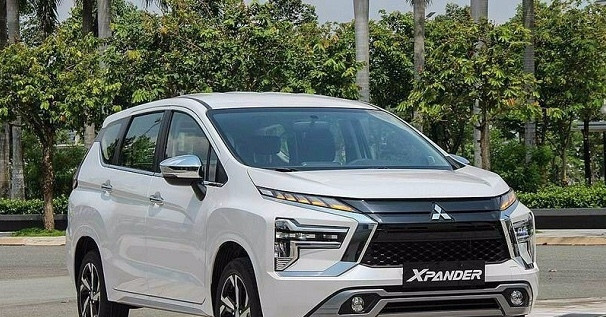Top 10 xe bán chạy tháng 3: Mitsubishi Xpander lên đỉnh, bỏ xa Toyota Veloz