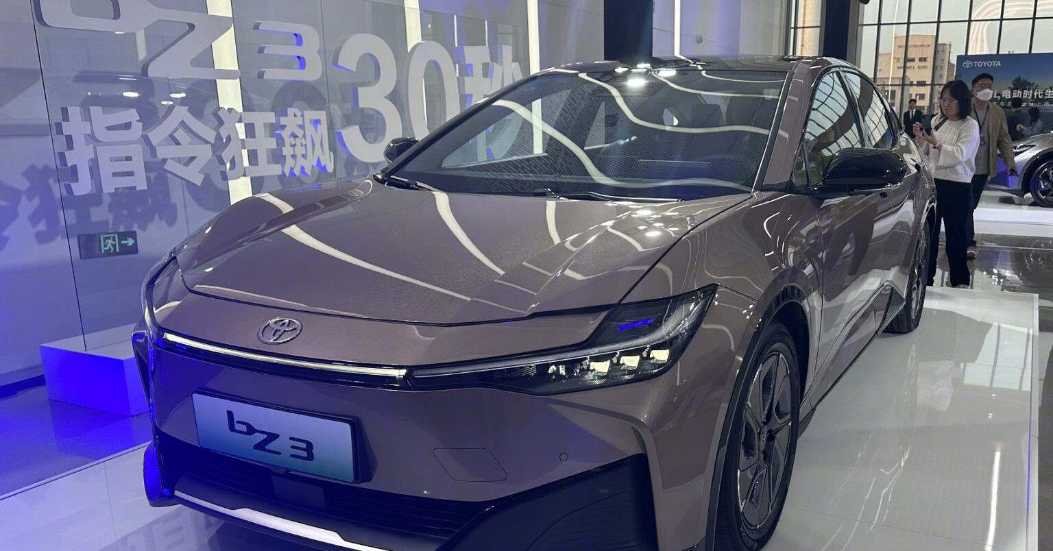 Toyota bZ3 ra mắt nhận số đơn đặt hàng khủng sau 1 ngày mở bán