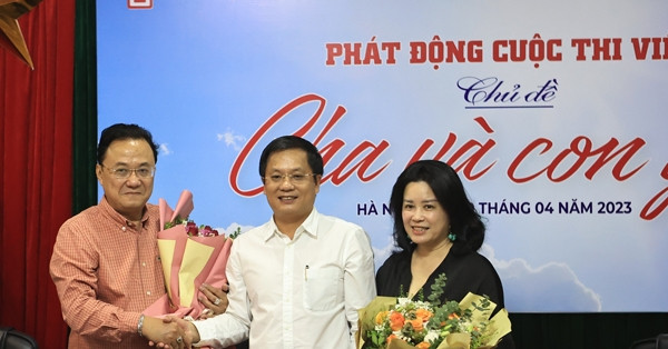 Phát động cuộc thi viết 'Cha và con gái'
