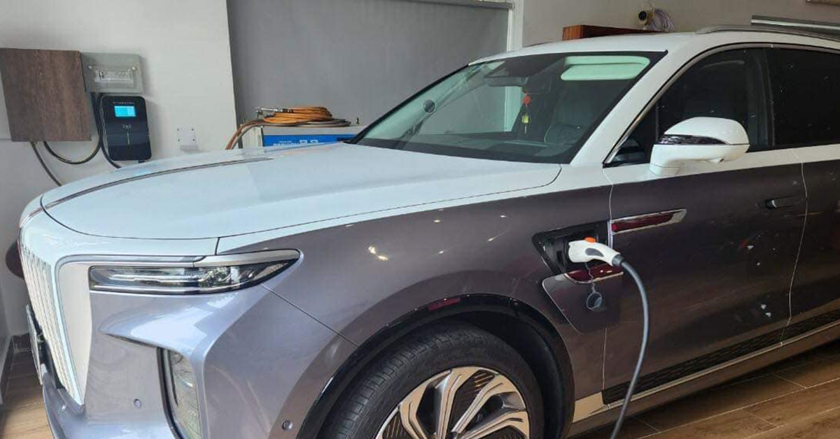 Xe điện Trung Quốc Hongqi E-HS9 lăn bánh 5.000 km bán lỗ 1 tỷ đồng