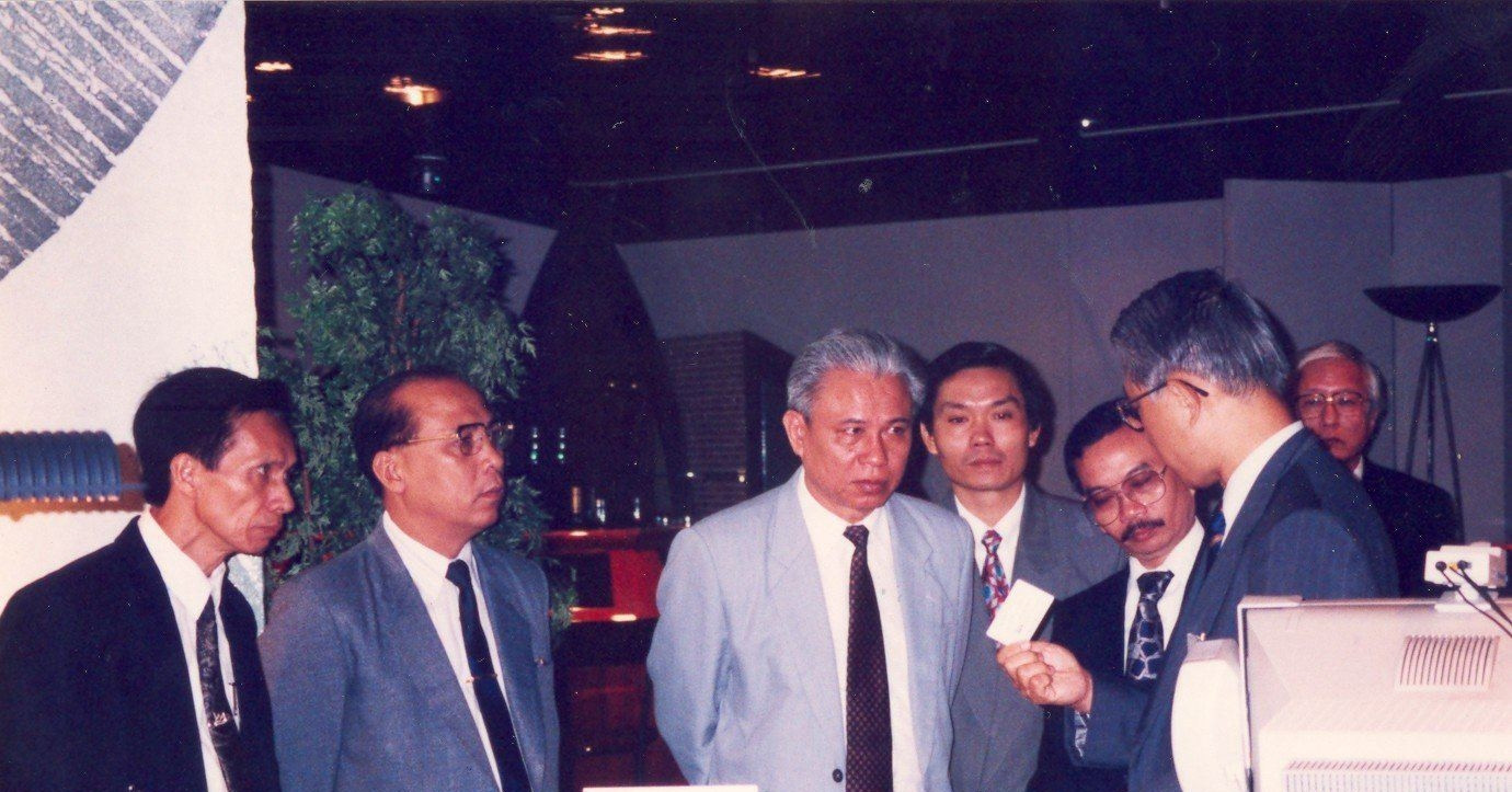 AHLĐ Đặng Văn Thân, người tạo cú huých quan trọng cho ngành viễn thông ...