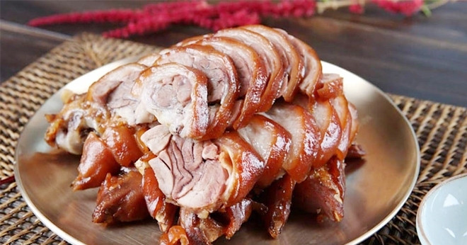 Thịt chân giò bổ dưỡng cho sức khỏe nhưng ai không nên ăn?