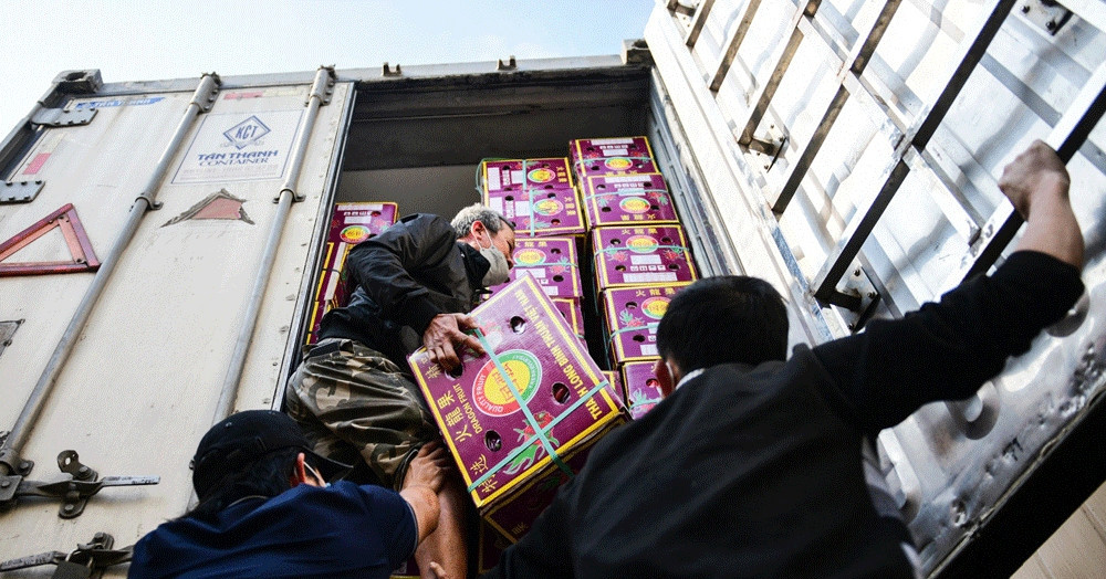 China proposes smart border gate to ease farm-produce congestion