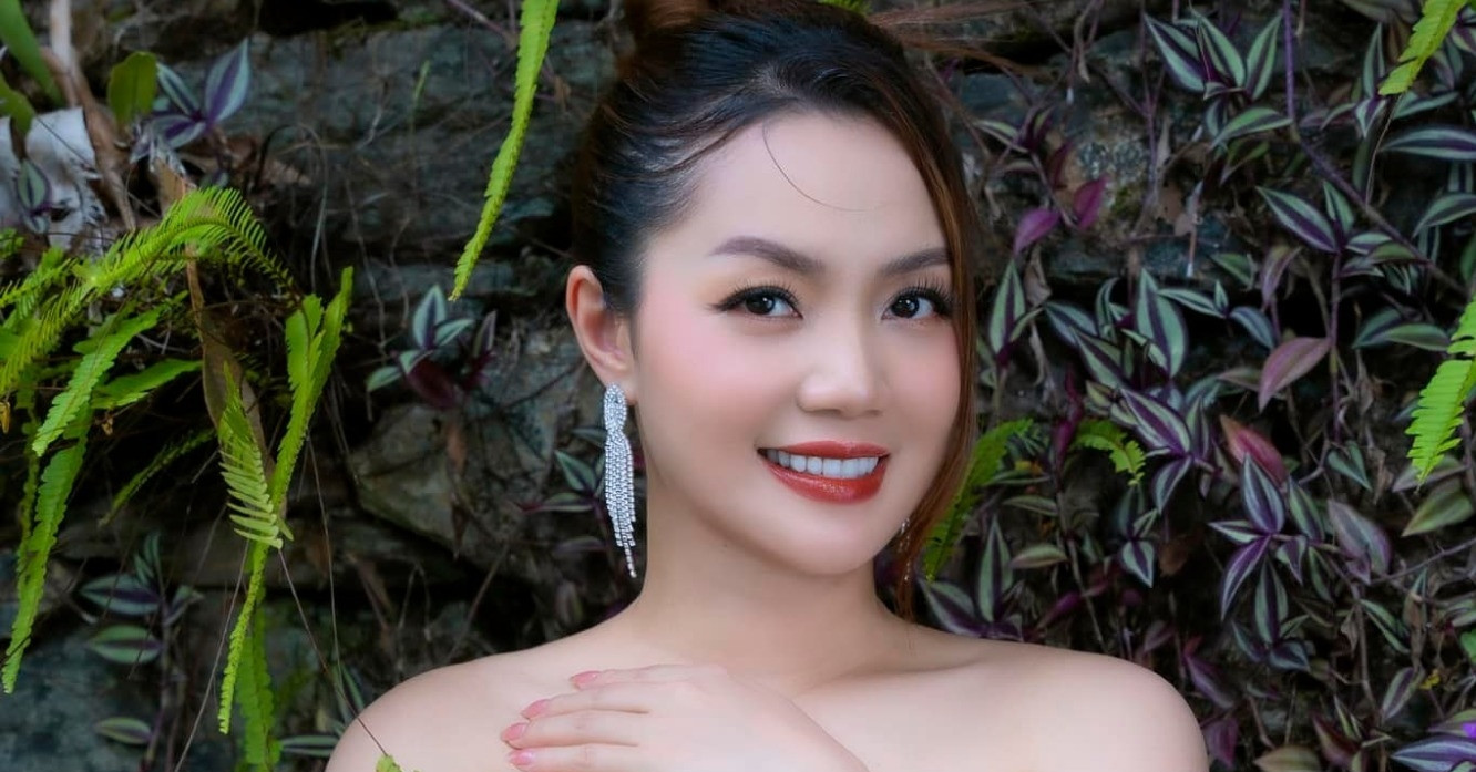 Ngọc Anh: Ca sĩ hát không hay thì chiêu trò quá sẽ thành lố