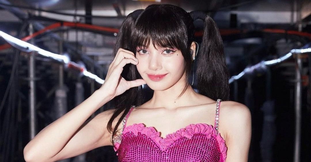 Lisa BlackPink sở hữu nhà triệu đô, xế hộp hàng chục tỷ đồng