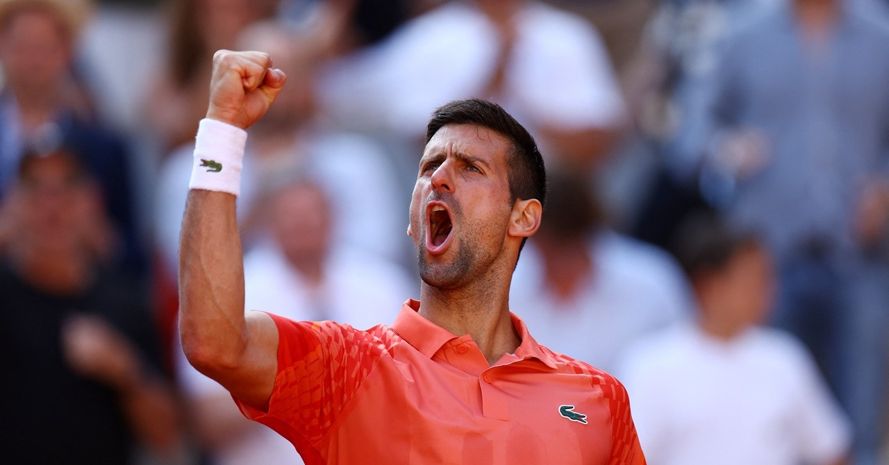 Ngược dòng hạ Khachanov, Djokovic hẹn Alcaraz ở bán kết Roland Garros