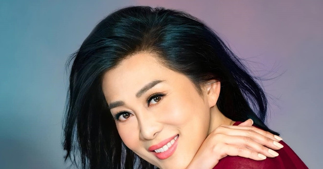 Tuổi U60 qua thời, vì sao MC Kỳ Duyên vẫn thu hút?