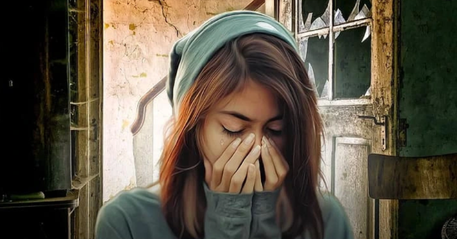 Vừa nhìn thấy nhân tình của chồng, tôi tâm sự ôm mặt khóc nức nở