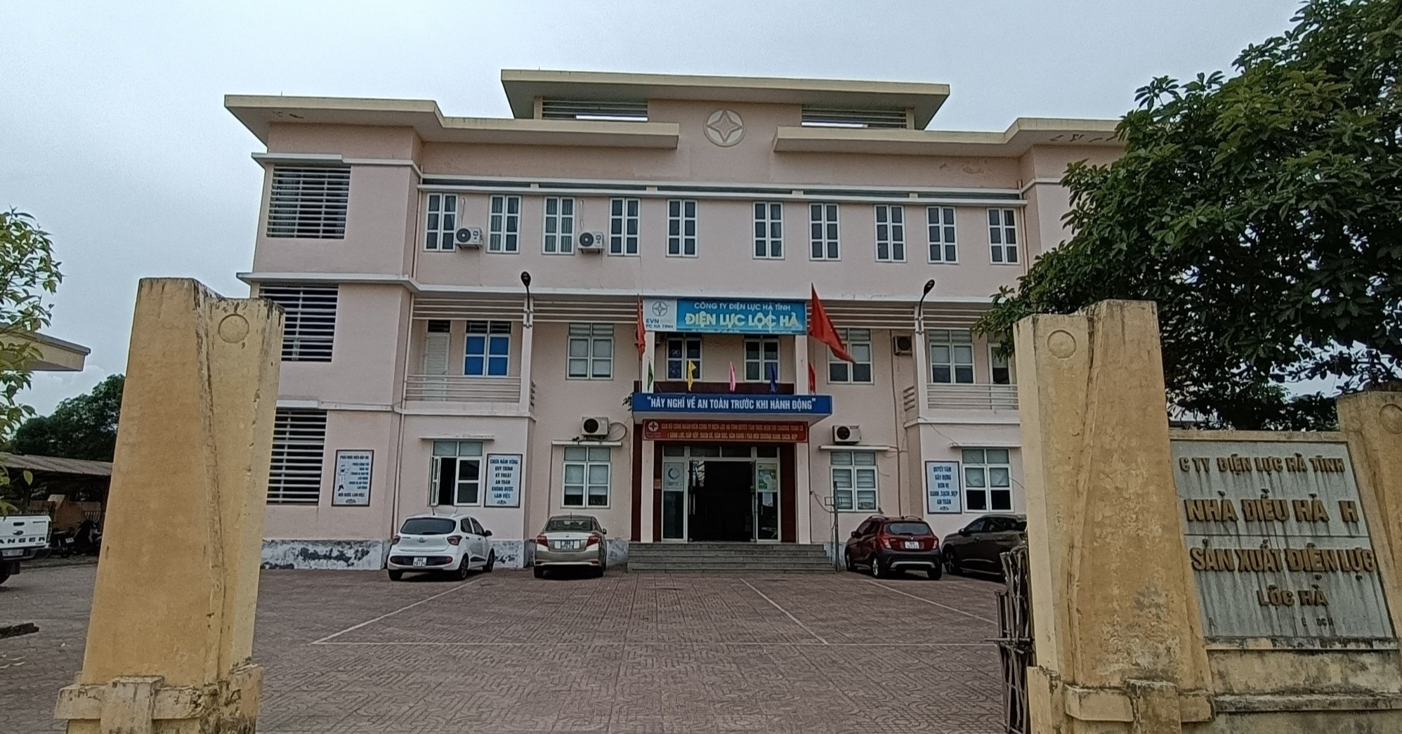 Nam cán bộ điện lực đánh nữ đồng nghiệp nhập viện