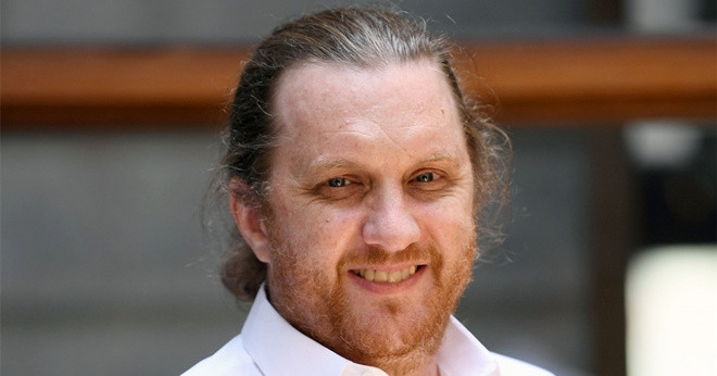 Đạo diễn 'Đêm tối rực rỡ' dạy Hồ Quang Mẫn, Saigon Tếu diễn xuất