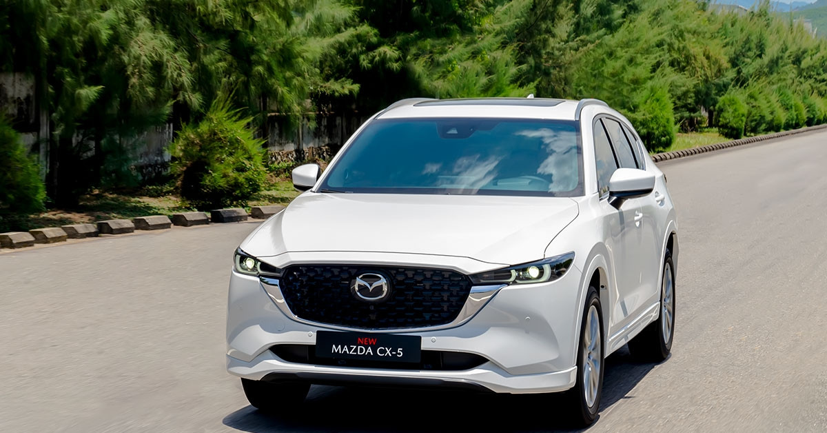 Ra mắt Mazda CX-5 2023 giá từ 749 triệu, quyết đấu với Honda CR-V