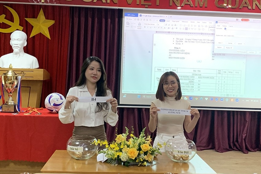 Press Cup 2023 khu vực phía Nam: 8 đội bóng tranh tài | VN-Zoom | Cộng ...