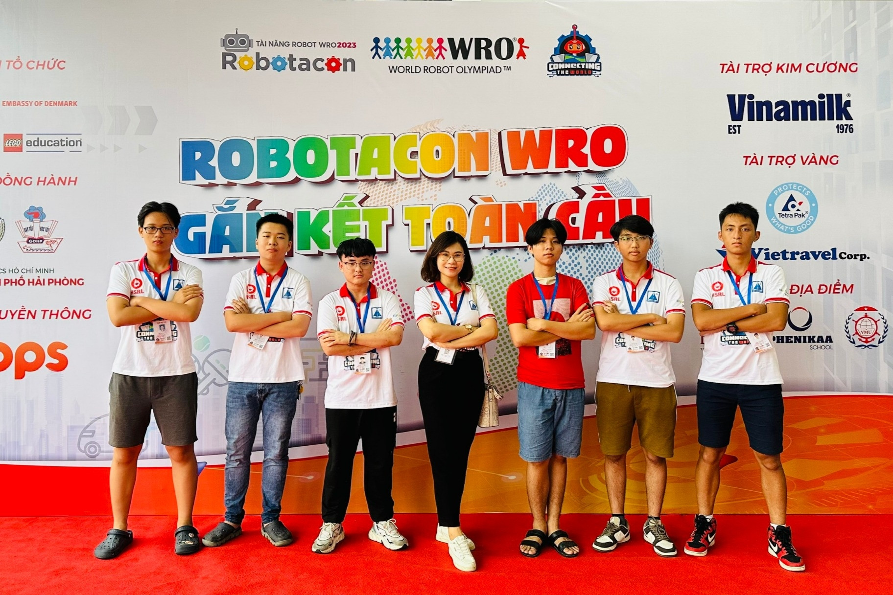Trường Hà Nội - Amsterdam đạt ‘cú đúp’ giải thưởng ở Robotacon WRO 2023 | VN-Zoom | Cộng đồng ...