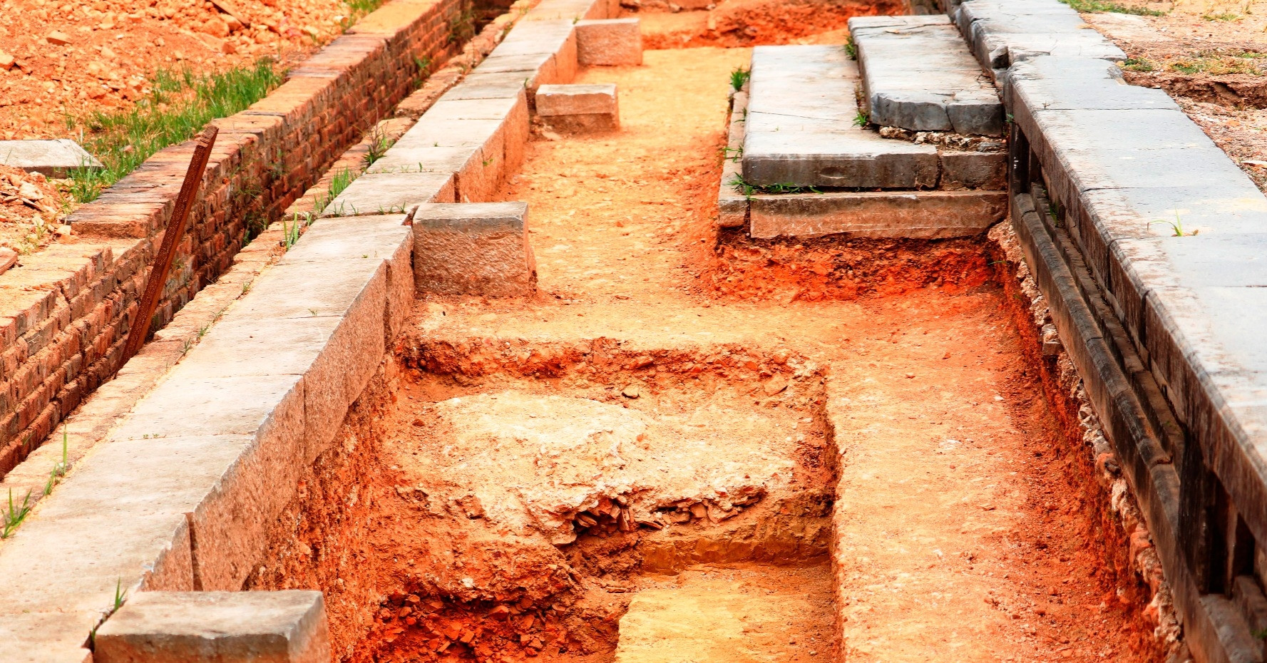 Giải mã 'bí ẩn' dưới lòng đất, hé lộ sự biến động của ngôi điện gần 220 ...
