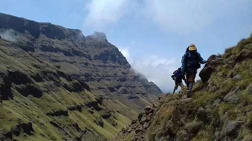 Đất nước nào có lãnh thổ hình quả ớt?