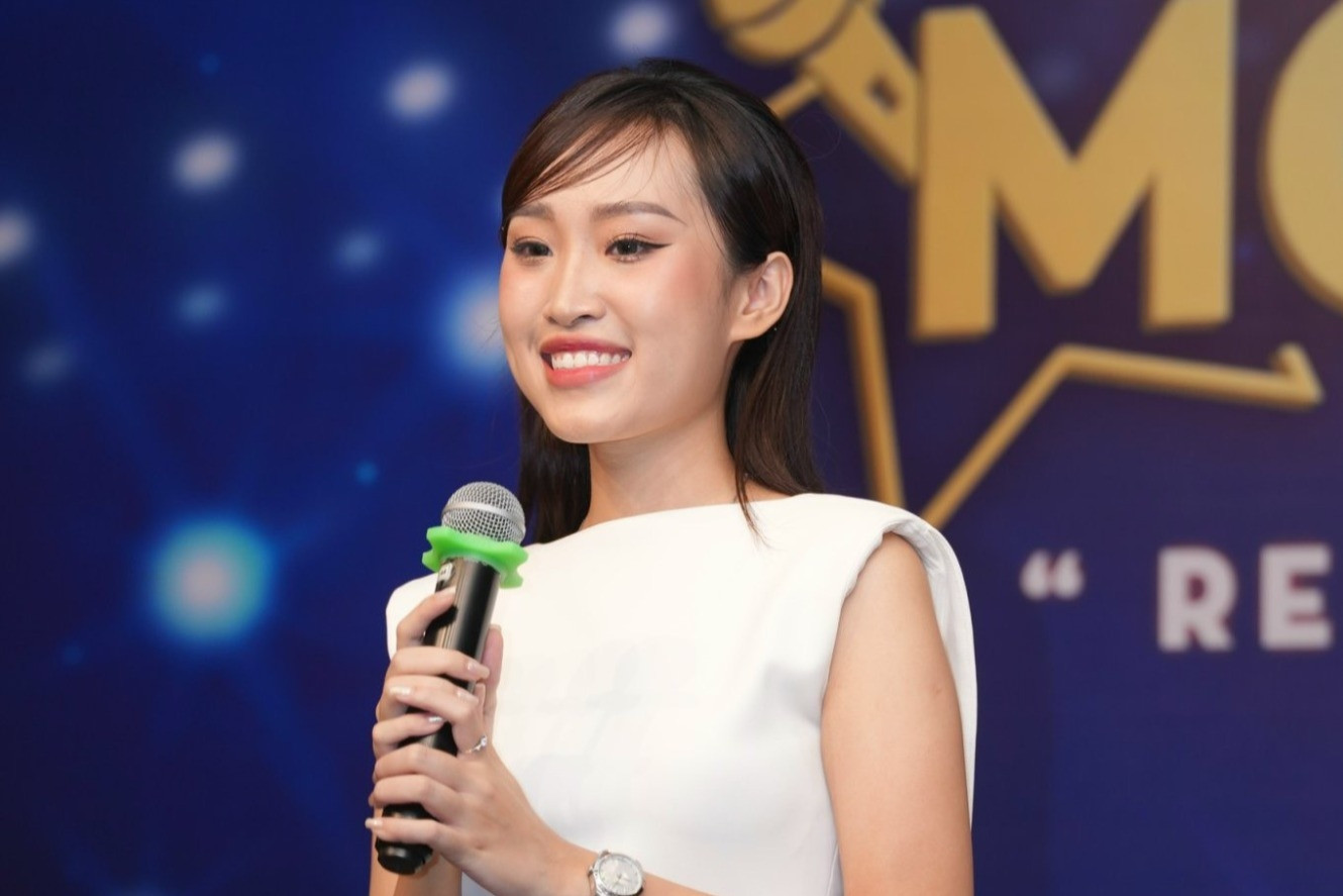 MC Ngân Hà