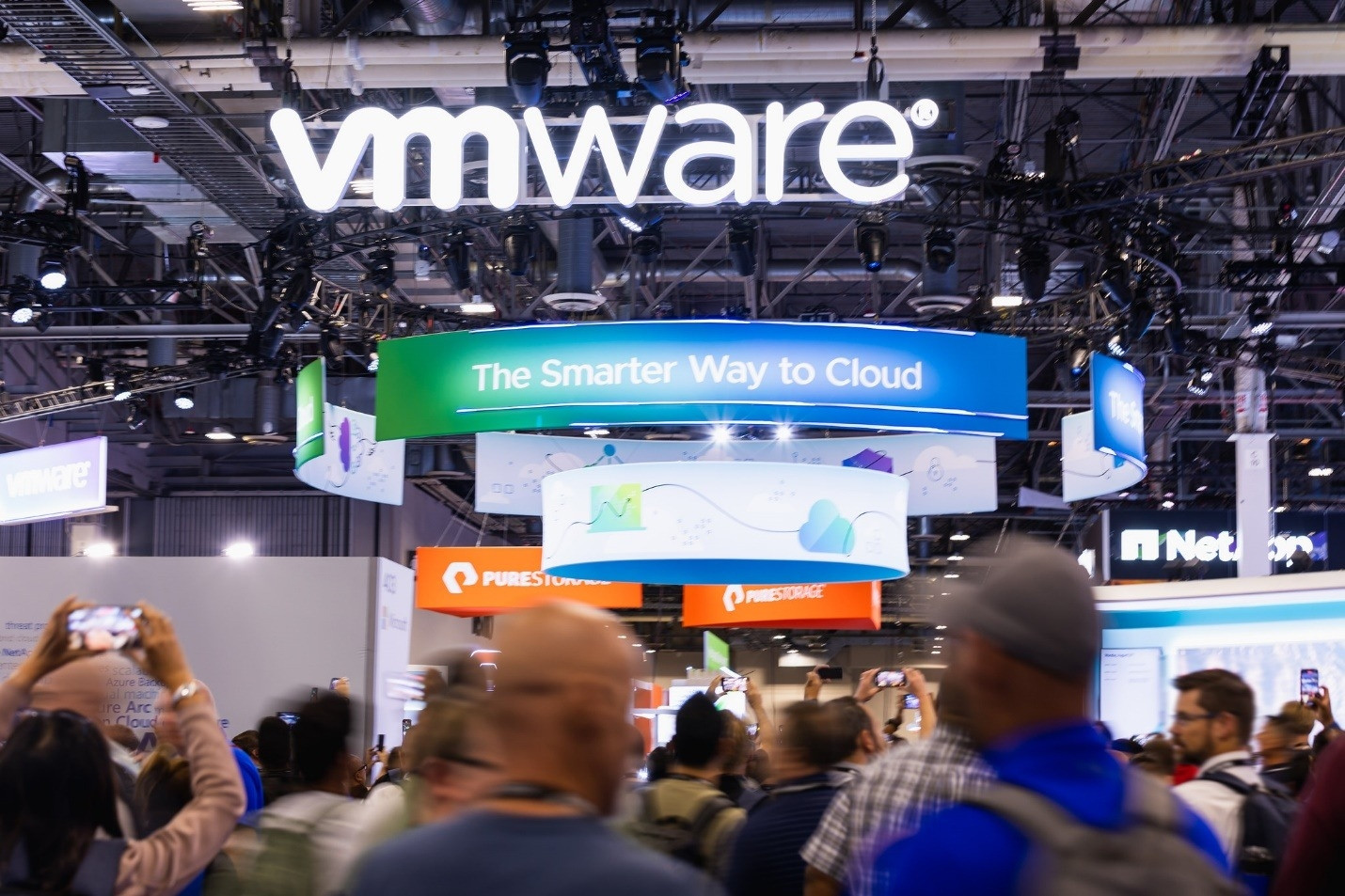 VMware Cloud ra mắt loạt tính năng mới giúp bảo vệ các doanh nghiệp đa ...