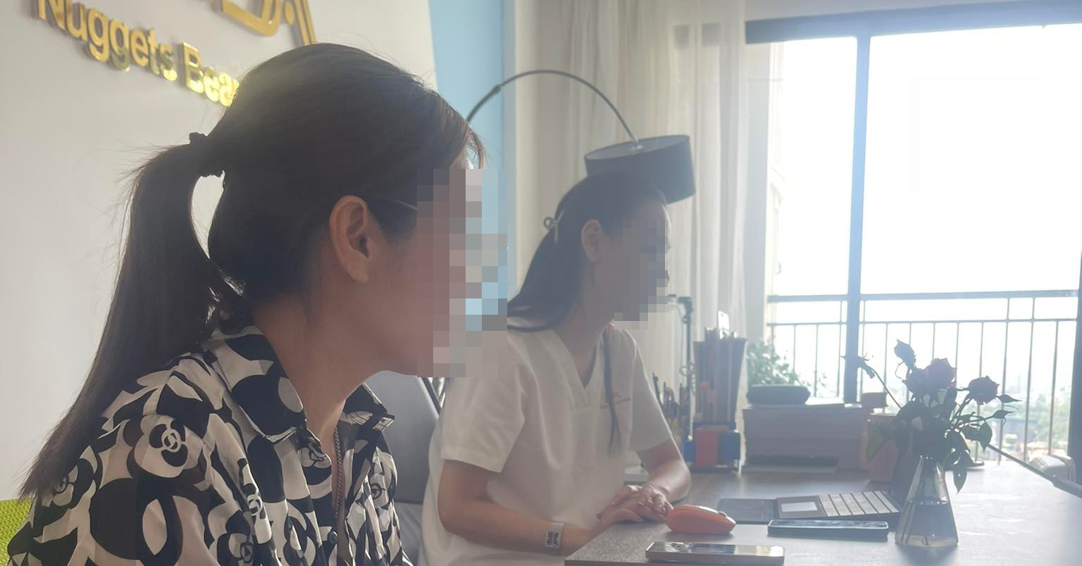 As easy as becoming a beautician: 'underground' facial filler operations
